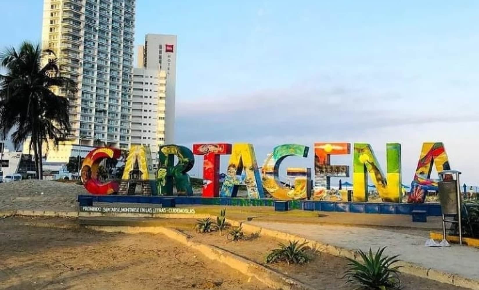 CITY TOUR CLIMATIZADO - ForeverSummer S.A.S - Cartagena